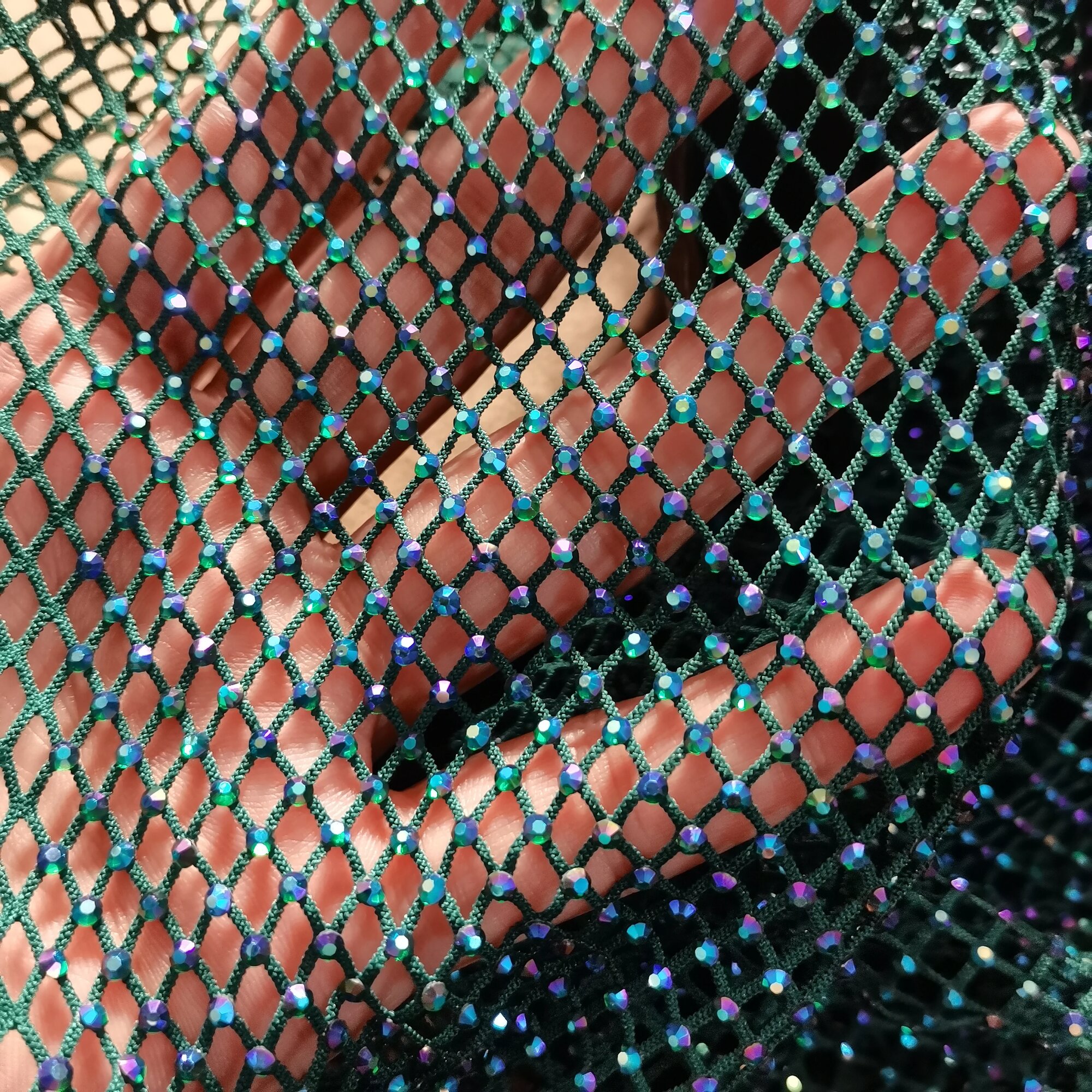 OMZHIMO Эластичная сетка с стразами SS10 50cm X 150cm, Dark green