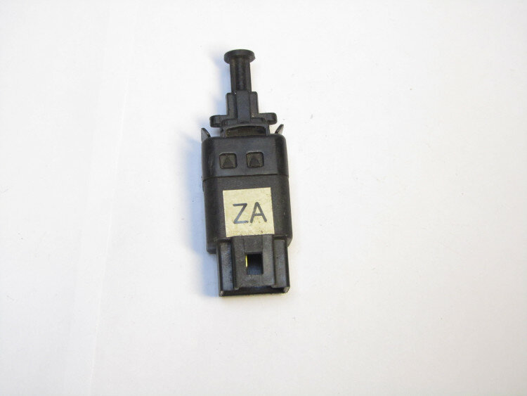 Датчик стоп-сигнала 96552789 ZA Шевроле Авео Т200-250 Лачетти Реззо