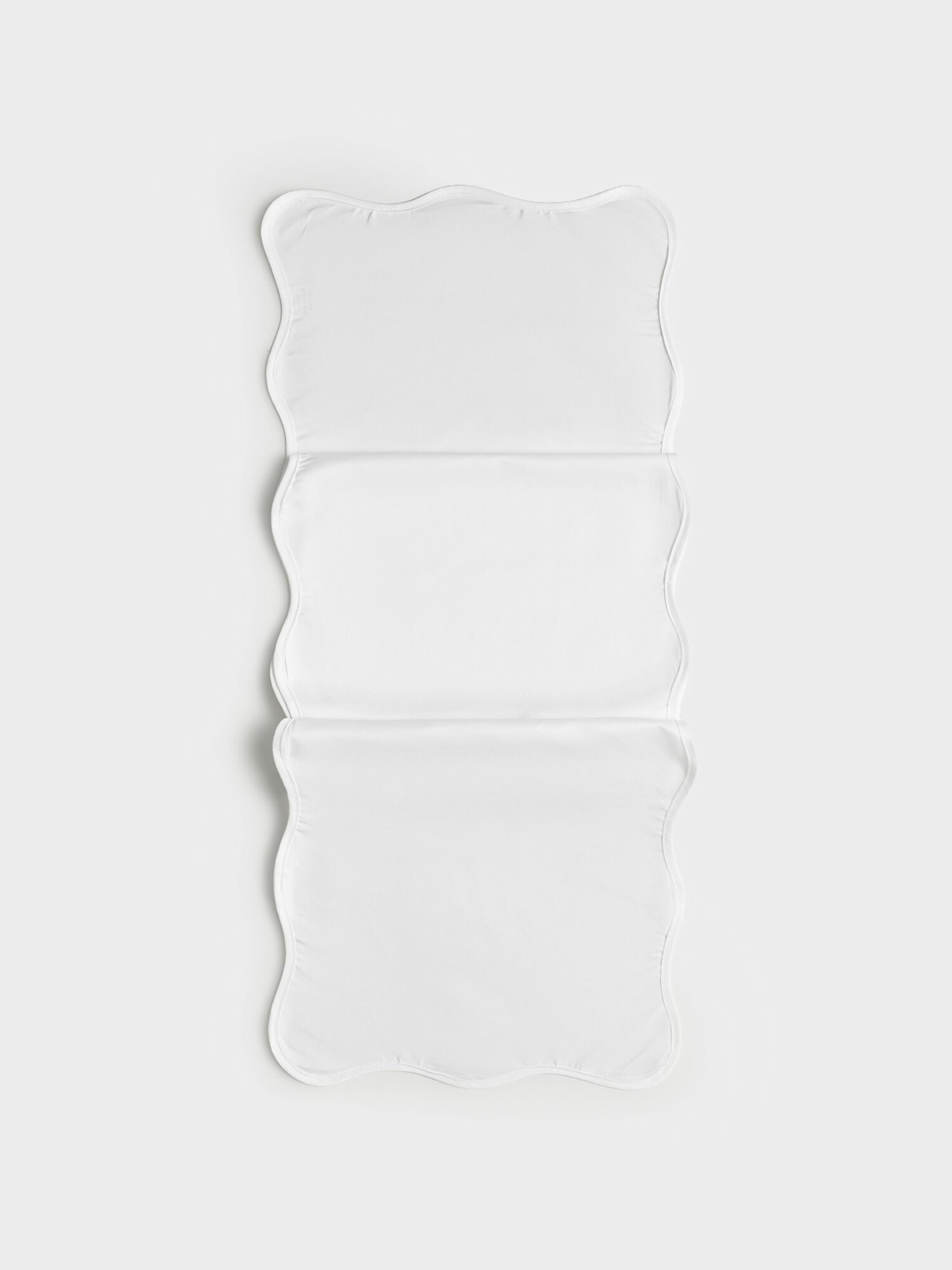 Дорожка настольная, 40х160 см, полиэстер, белая, Волнистые края, Scalloped white