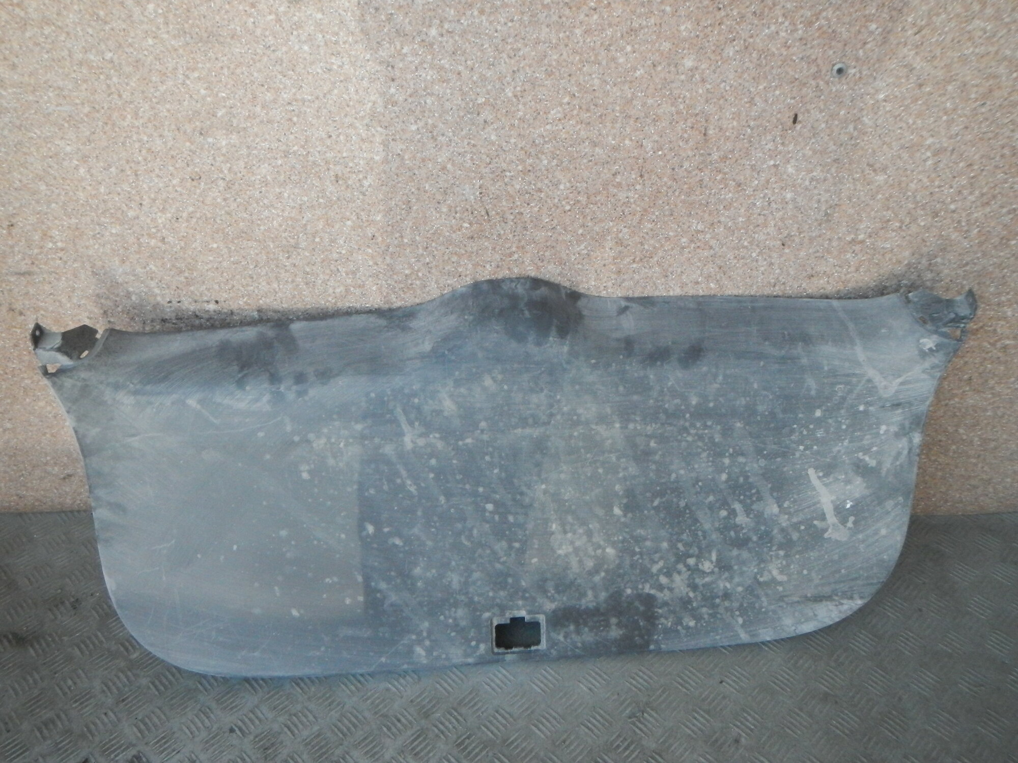 Б/У Обшивка двери багажника, Mitsubishi (Митсубиси)-OUTLANDER (12-) MITSUBISHI OUTLANDER (12-) Грязная. 511971 MITSUBISH...