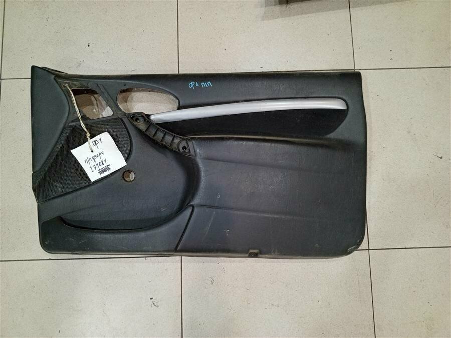 Обшивка двери передней правой от Ford Focus 1 1998-2005