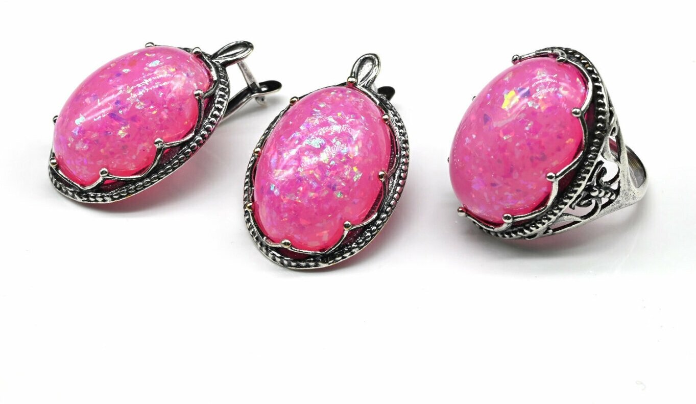 Комплект бижутерии: серьги, кольцо, опал