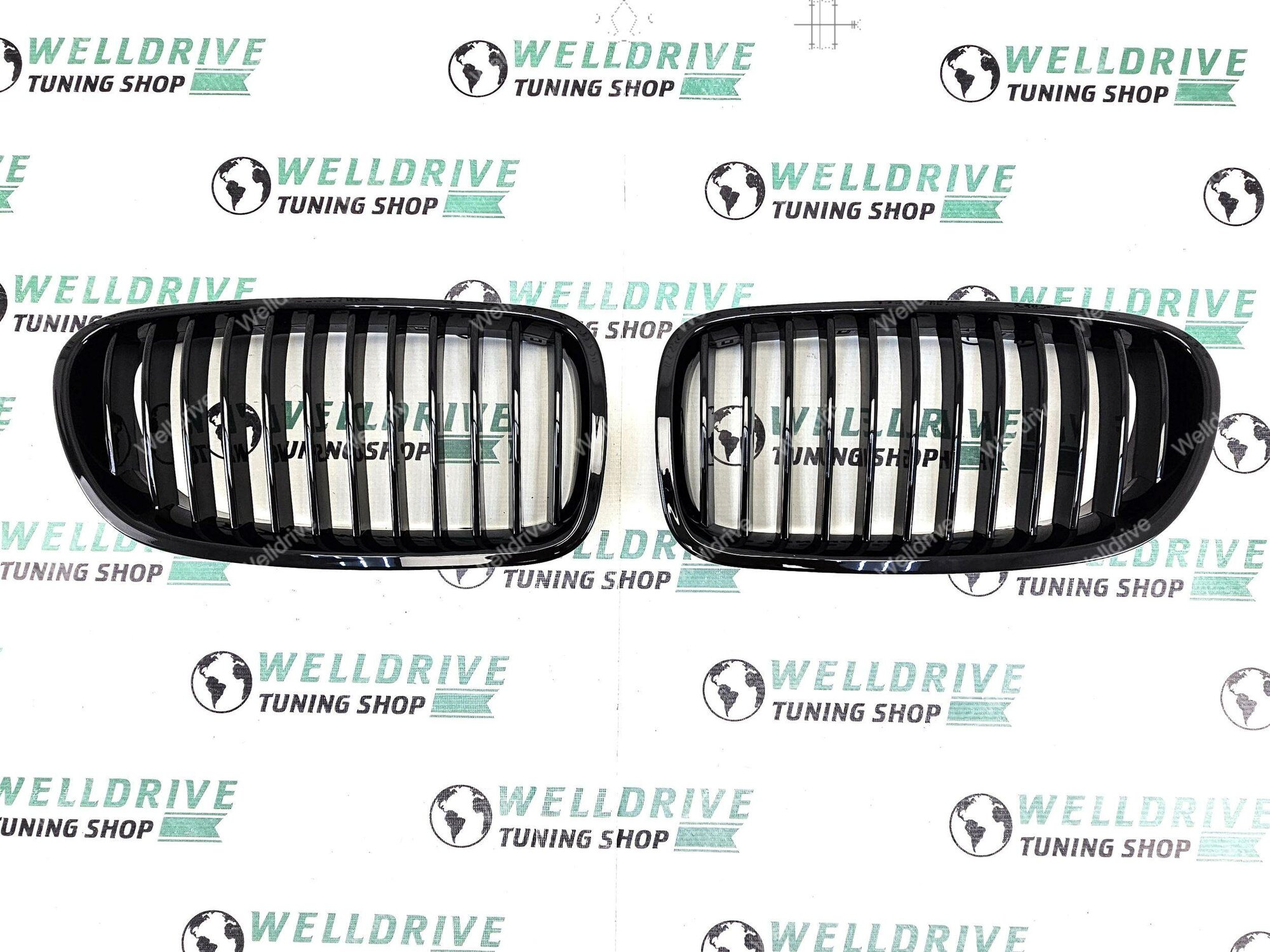 Решетки радиатора BMW 5-series F10 F11 M-Performance черный глянец