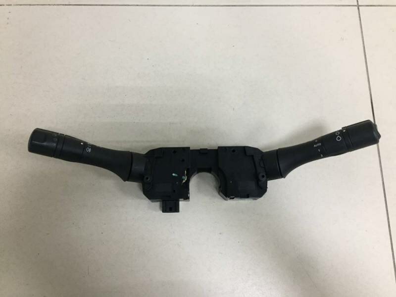 Переключатель подрулевой в сборе Renault Fluence 2010-2017 кат.номер: 255670040R