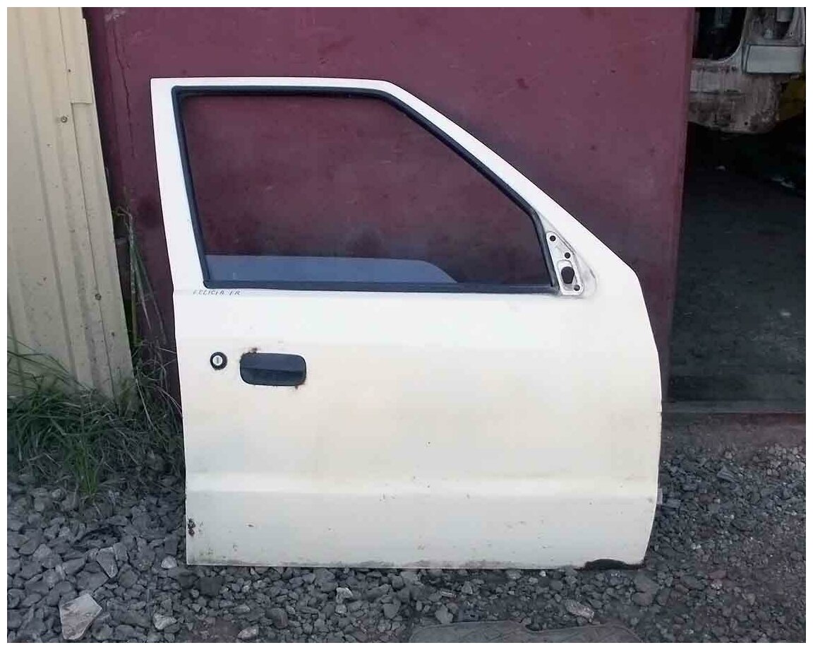 Дверь передняя правая Skoda Felicia