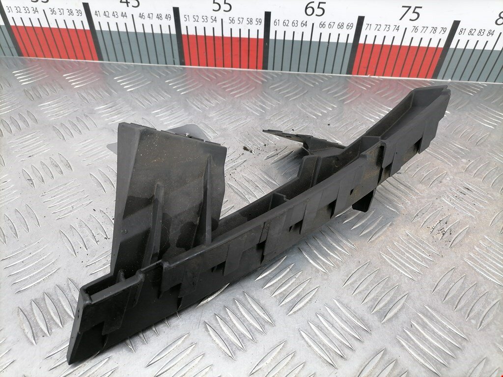 Кронштейн (крепление) фары левый Audi Q7 4L 4L0807333 арт. 2153624