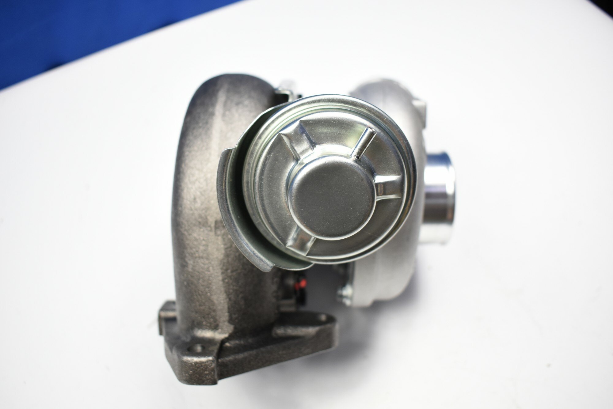 Турбокомпрессор Nissan Patrol Y61, Terrano II, Elgrand I, Caravan V ZD30DDTi (водяное охлаждение)