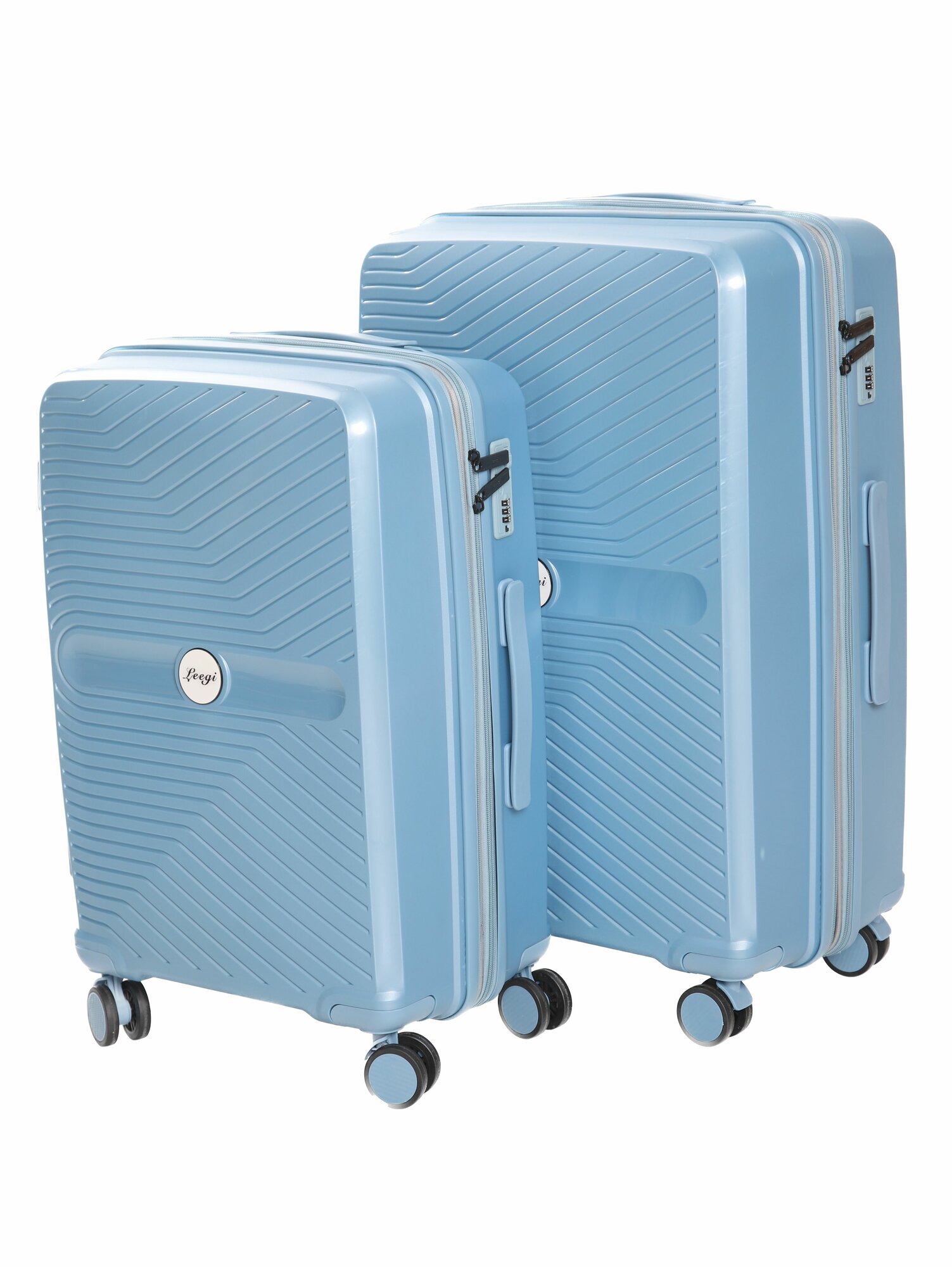 Комплект чемоданов 