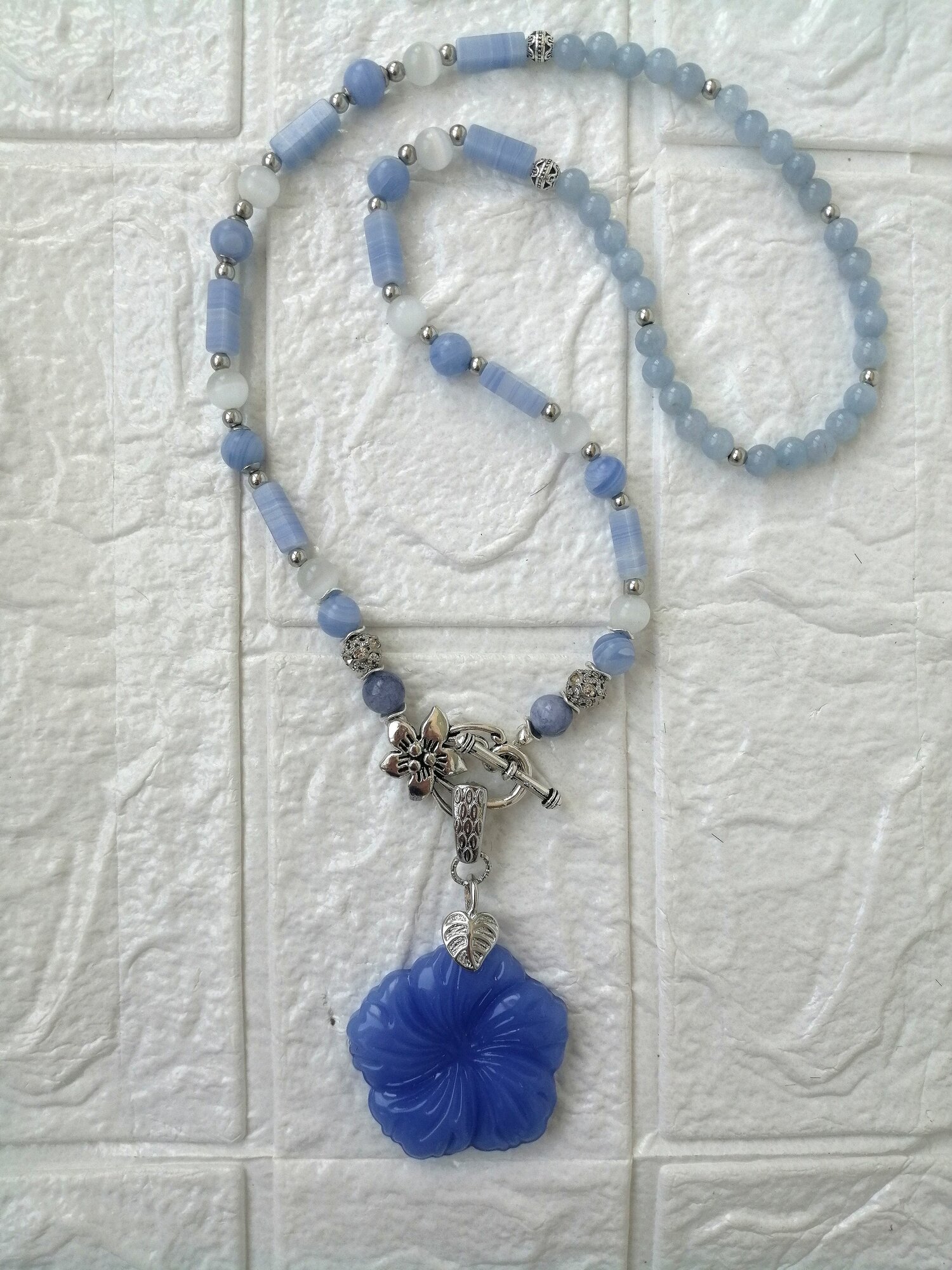 Колье, стекло