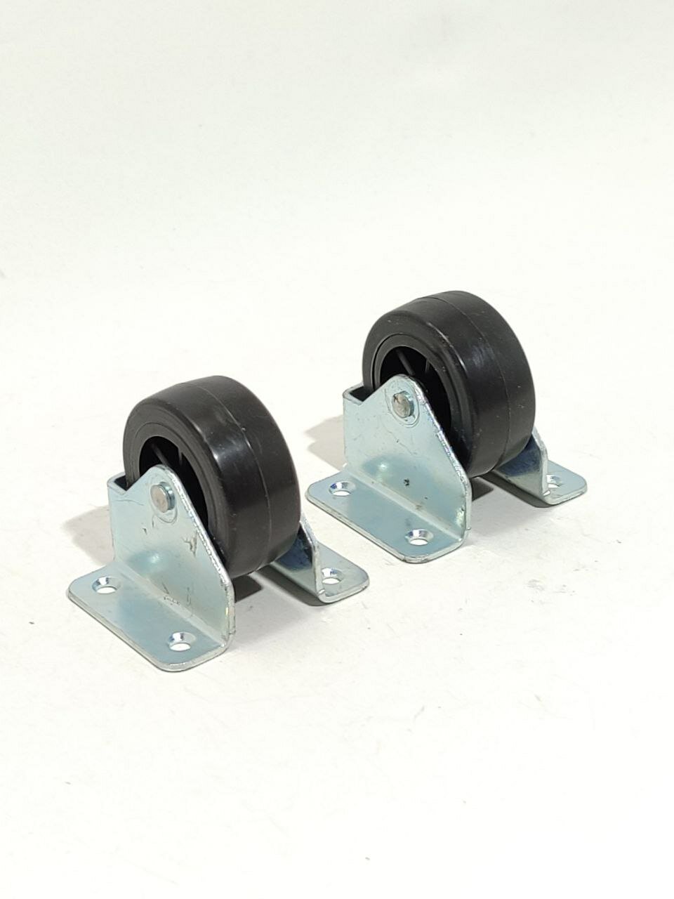 Колеса для мебели, дивана кресла тумб шкафов чемодановс резиновым роликом 45 мм Высота конструкции 51,5мм/2 штуки