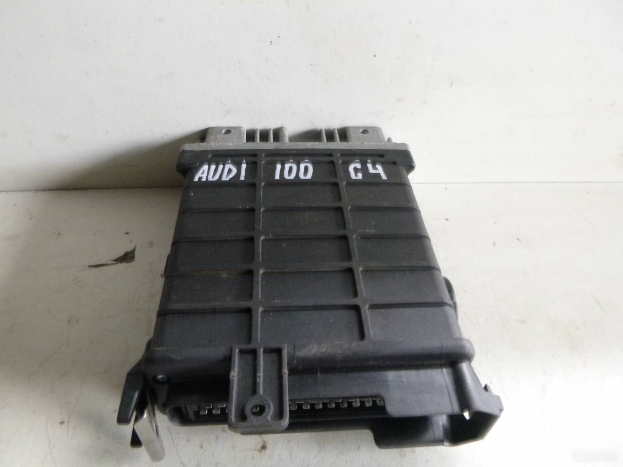 Блок управления двигателем Audi 100 C4 (1990—1994) 443906264C