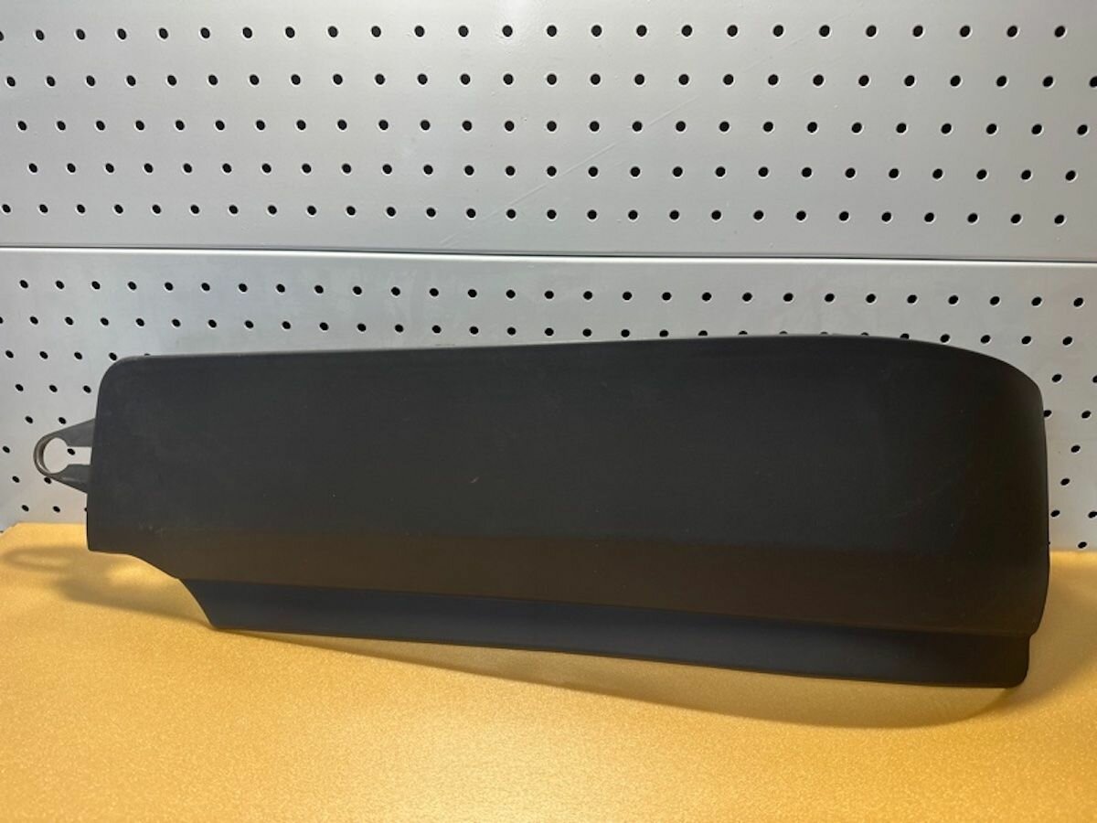 Накладка бампера нижняя левая для грузовиков MAN TGS (МАН ТГС)