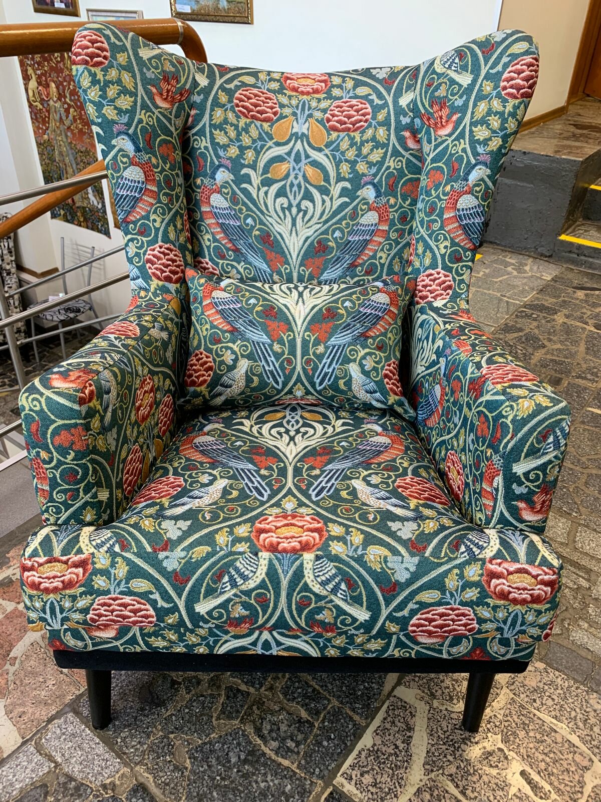 Кресло гобеленовое