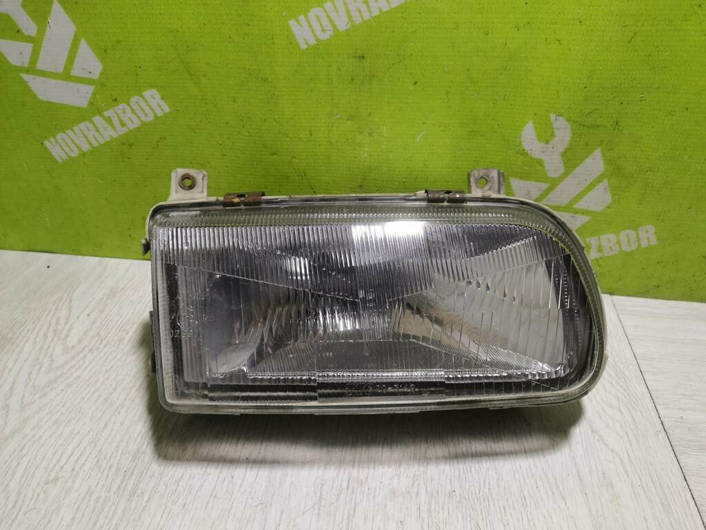 Фара правая Skoda Felicia 1995-1998