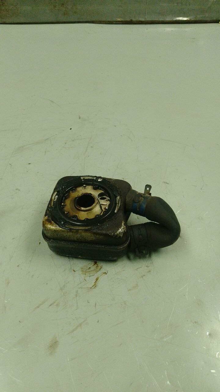 Теплообменник масляного фильтра Volkswagen Passat B5 1999