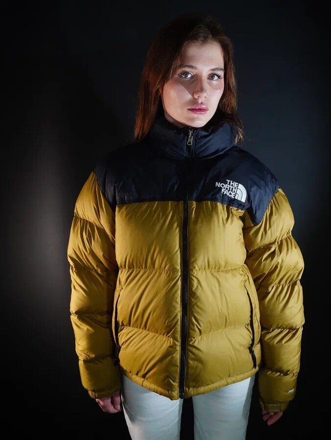 Пуховик The North Face THE NORTH FACE 1996 RETRO 700 NUPTSE JACKET, размер M, коричневый