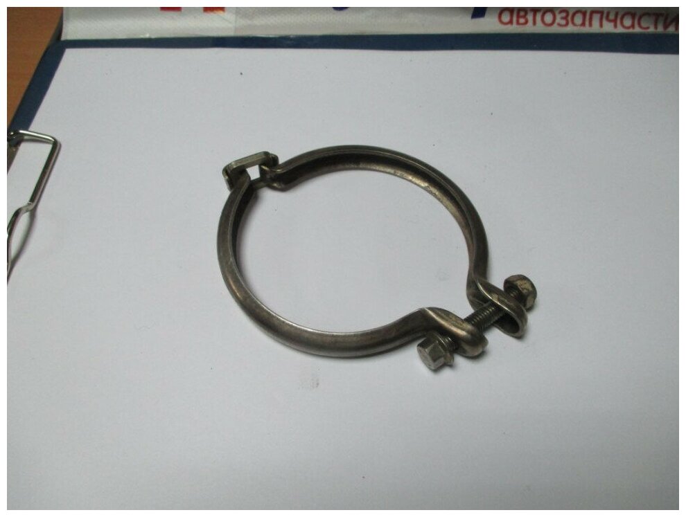 Хомут соединения турбины c катализатором OPEL арт. 55565351