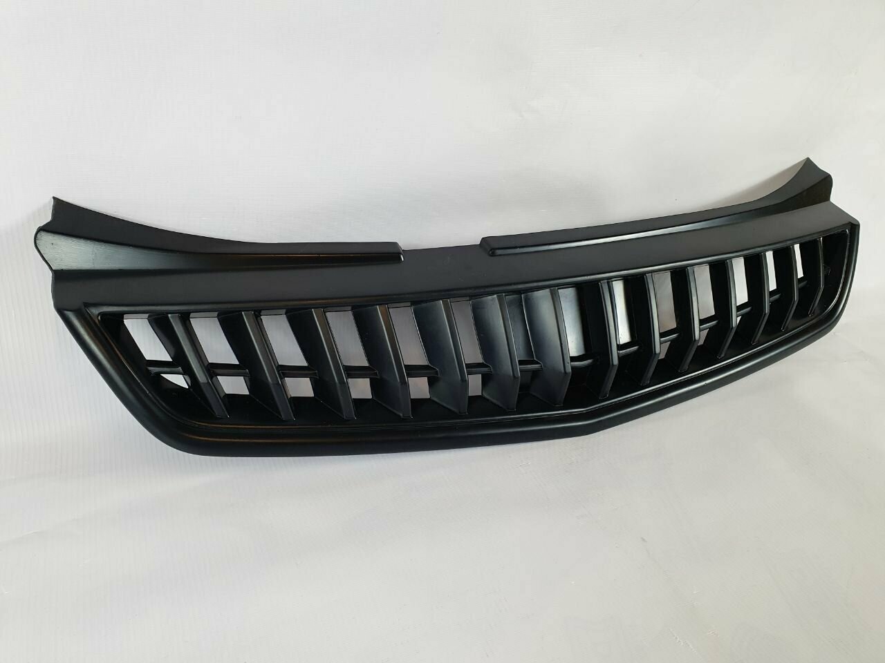 Решетка радиатора 21704 (под окрас)