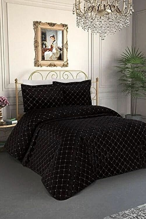 Покрывало велюровое, мягкое, легкое/ размер 260*250, наволочки 60*80 2 шт.