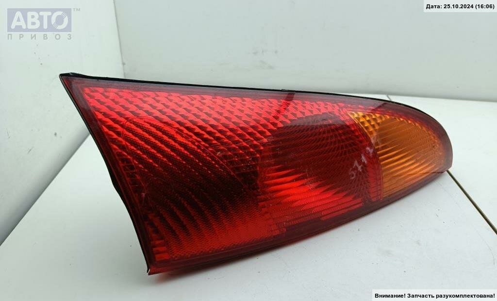 Фонарь задний правый Ford Focus 1 (1998-2005)