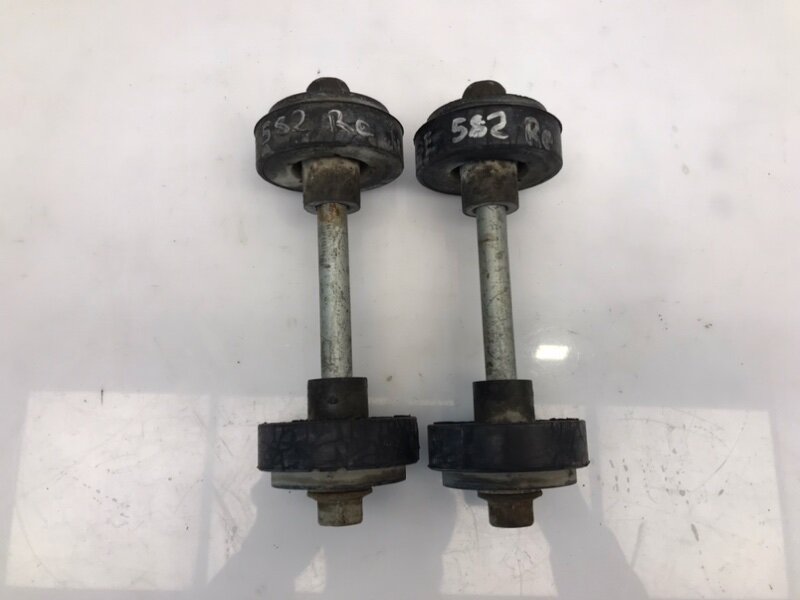 Б/У болт крепления рычага Kia Sportage 2011 SL G4KH Задн. цена за 1 шт в наличии 2 шт 40962 Hyundai-KIA арт. 552592T000, 554...