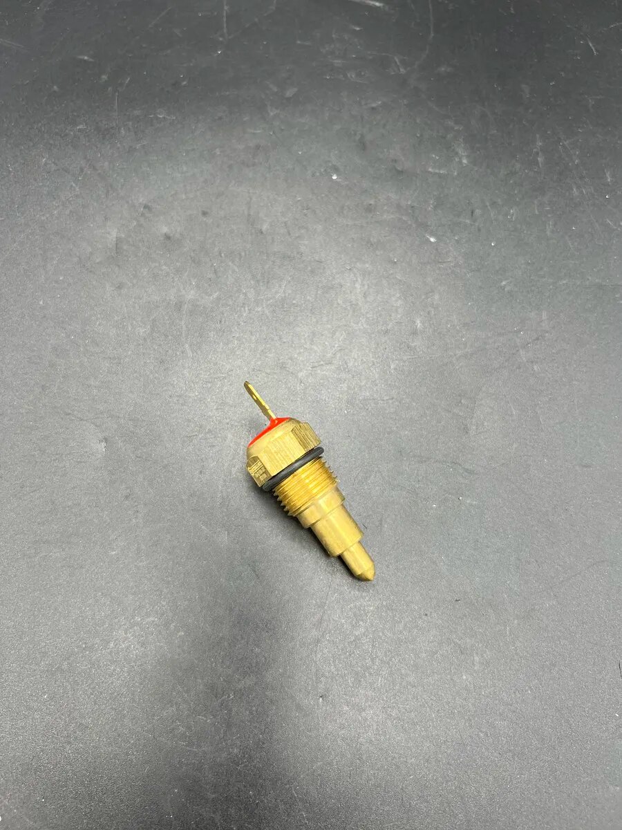 Датчик включения вентилятора Новое Stellox