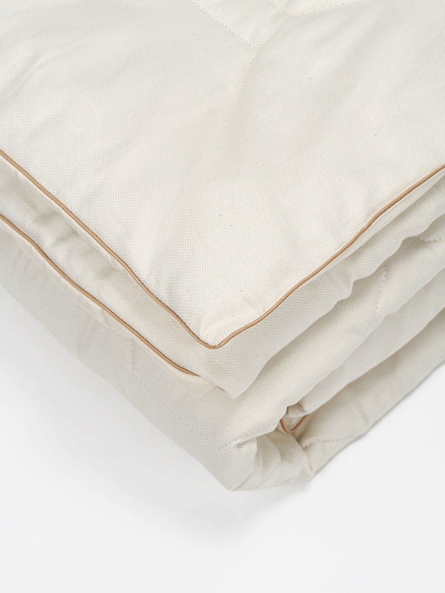 Одеяло всесезонное 1,5-е с конопляным наполнителем