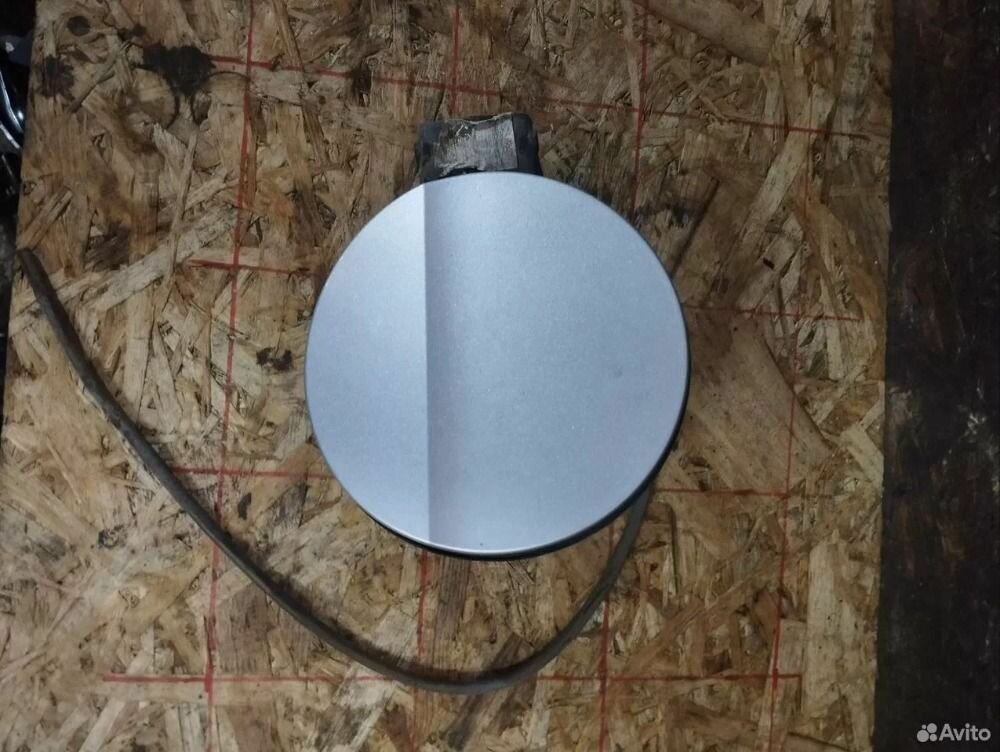 Лючок бензобака Фольксваген Пассат Б7 Б/У с пробегом