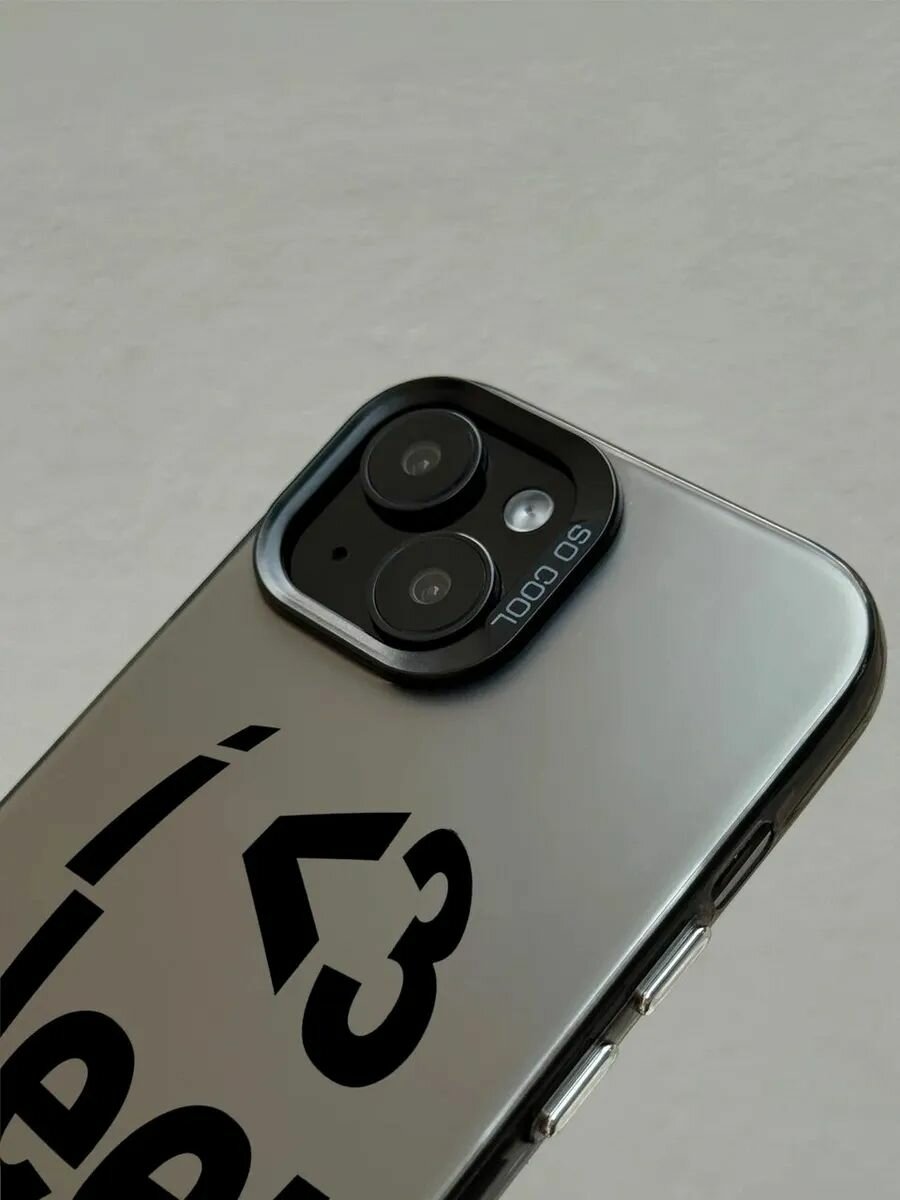 Чехол на Iphone 15 y2k — фото 1