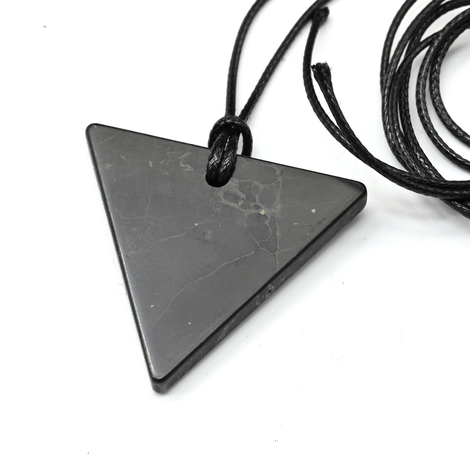 Подвеска, шунгит