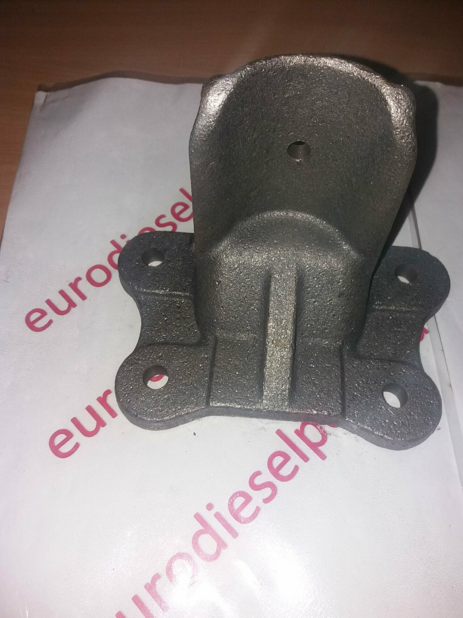 Кронштейн отбойника подрессорника ГАЗ 3307, 3309