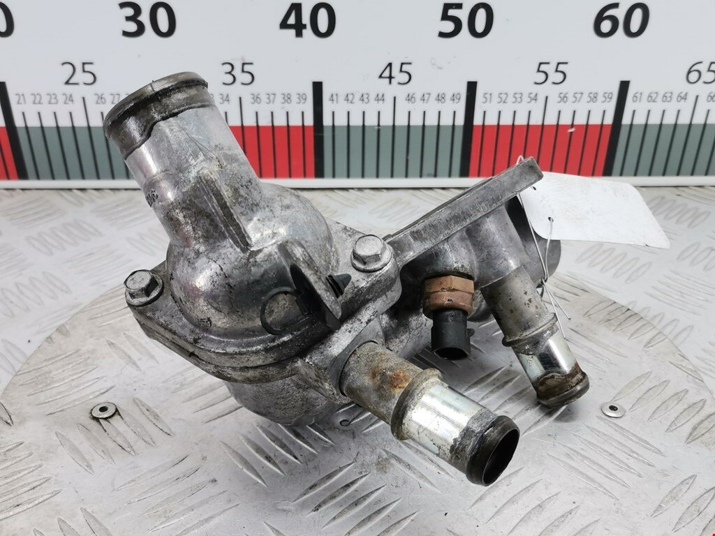Корпус термостата Opel Vectra C 24415972 арт. 2027635