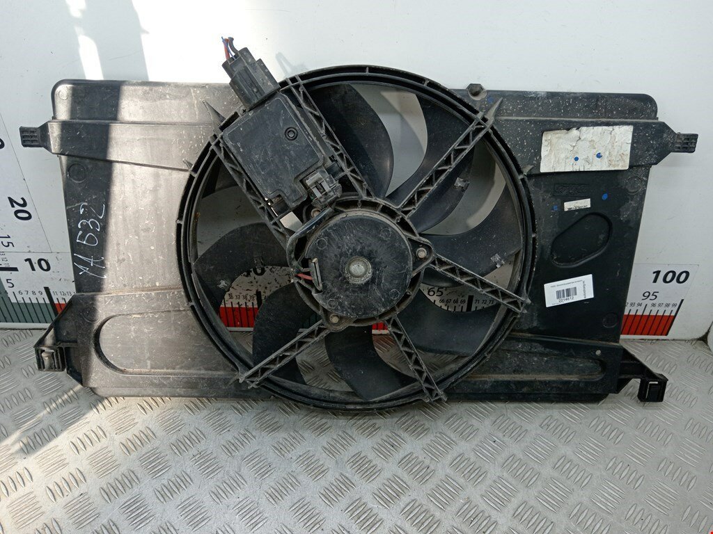 Вентилятор радиатора основного Ford Focus 2 1344539 арт. 2214612