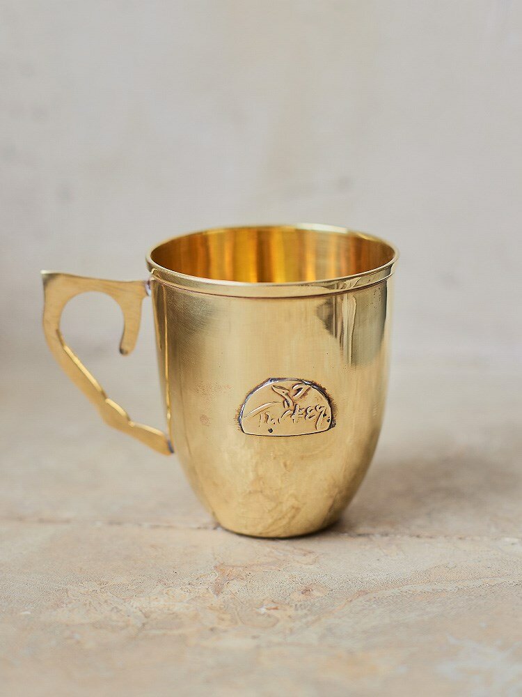 Чашка с ручкой полированная