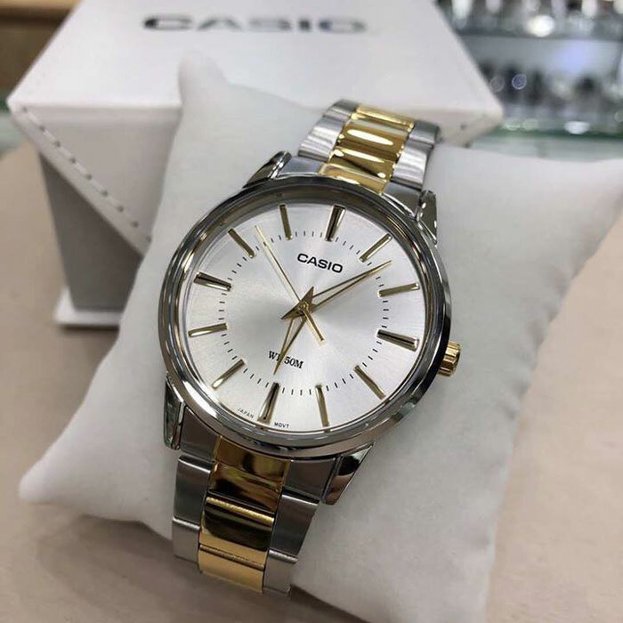 Наручные часы CASIO Collection, серебристый — фото 1