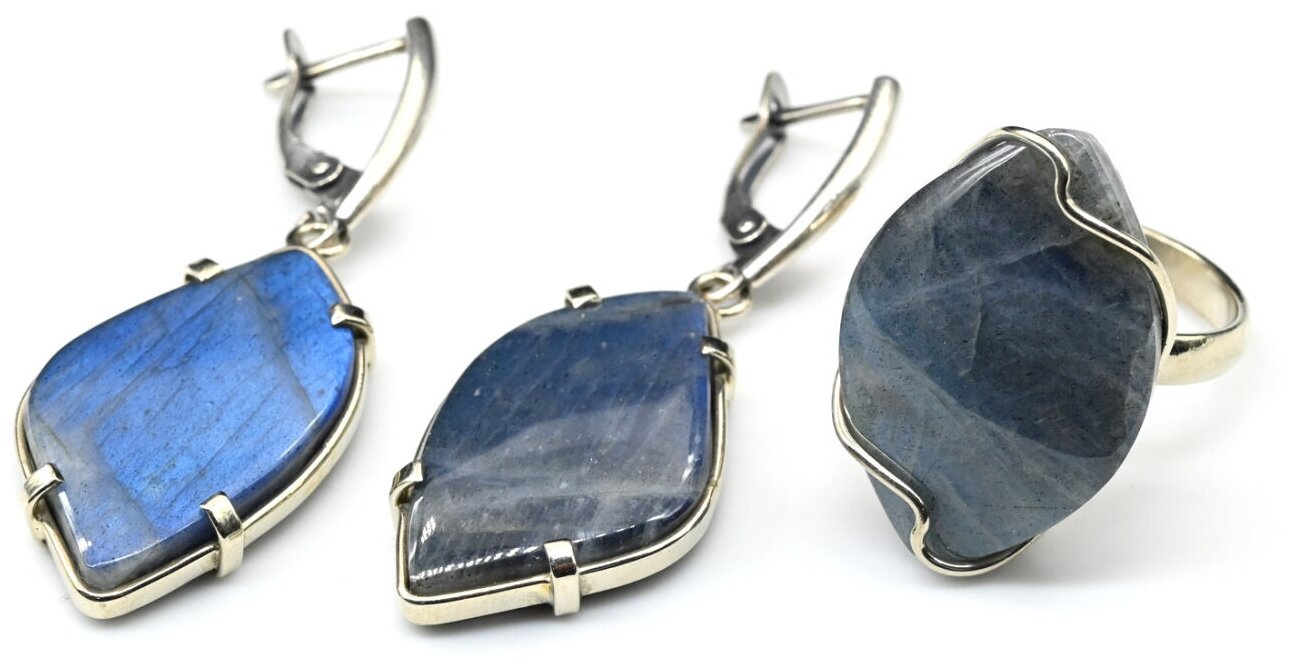 Комплект бижутерии: серьги, кольцо, лабрадорит