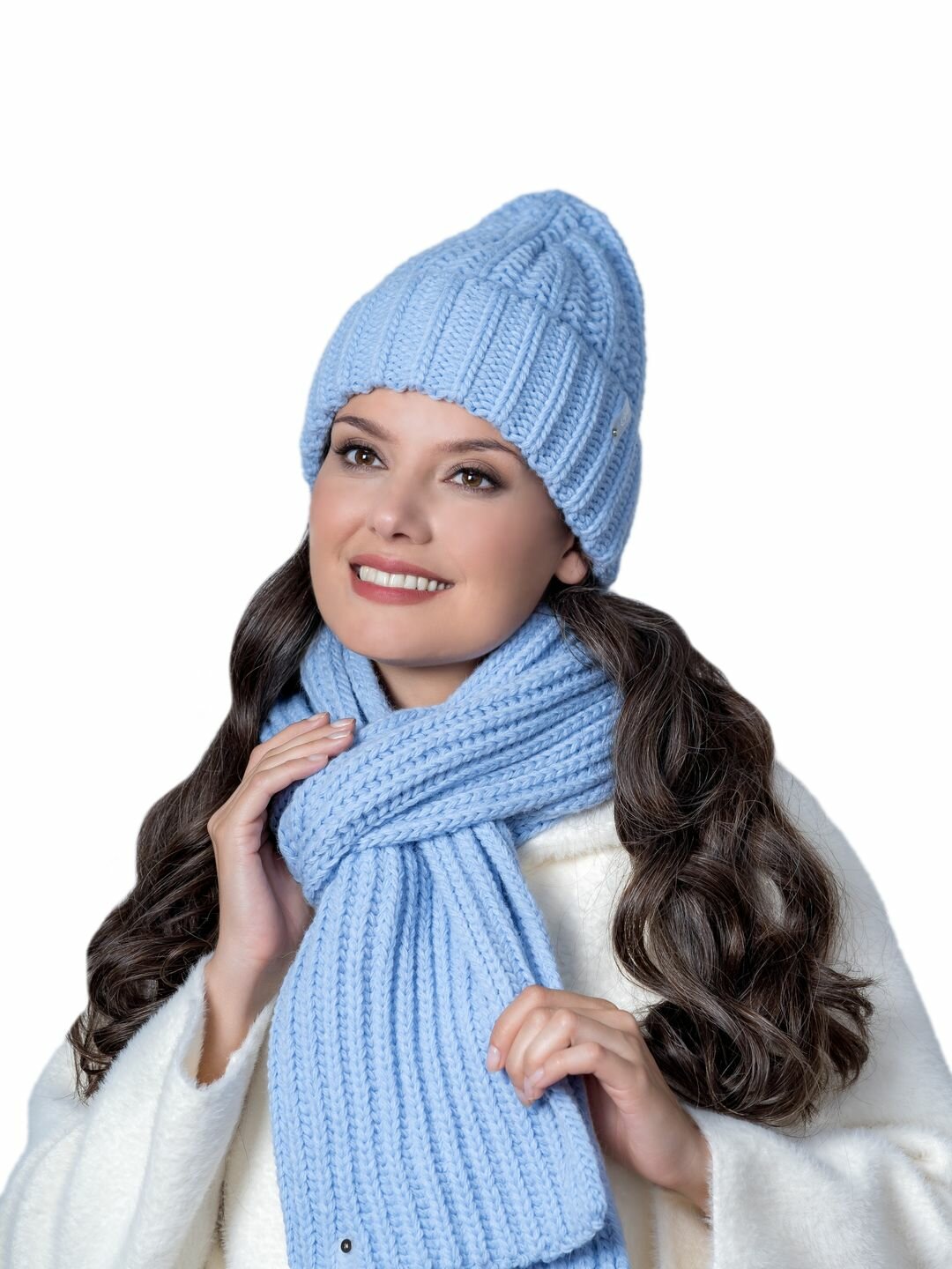 Шапка-бини для женщин