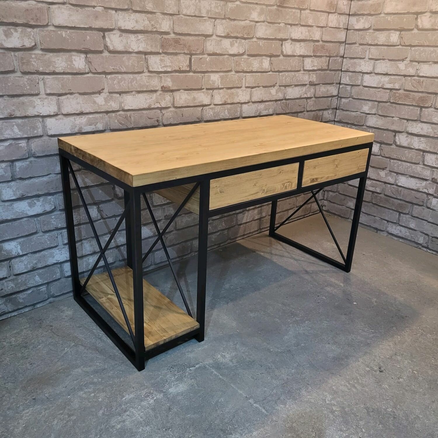 Компьютерный стол лофт Urban Comp-11, для дома и офиса, с размерами 150х75х60 см
