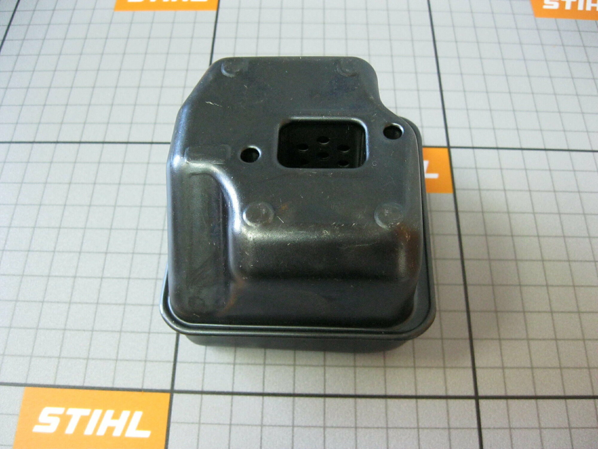 Глушитель MS 210,230,250 артикул 1123 140 0611