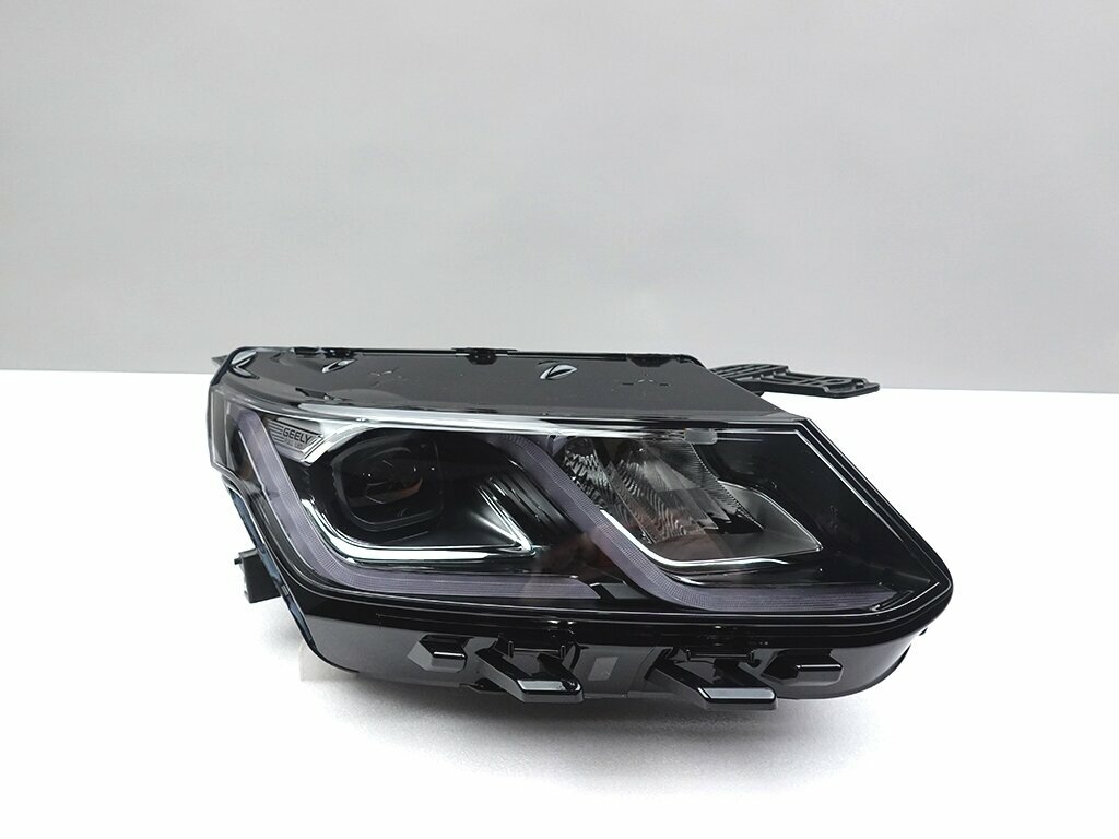 Фара правая для Джили Кулрэй, блок-фара правая Geely Coolray Full Led (2020+) 7051022400