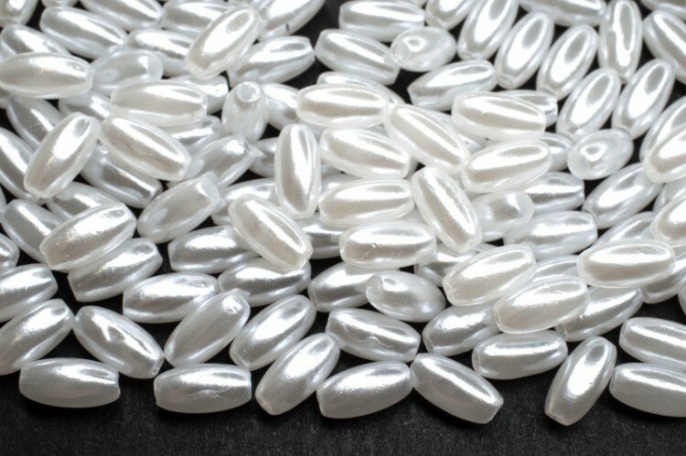 Бусины акриловые Рис 4х8мм, отверстие 1мм, цвет белый, имитация жемчуга, 540-085, 10г (около 140шт)