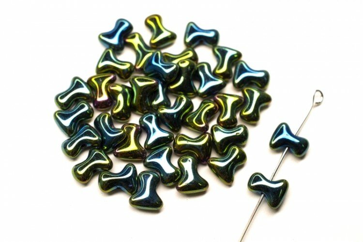 Бусины Tee beads 2х8мм, отверстие 0,5мм, цвет 23980/21455 темно-зеленый ирис, 730-007, 10г (около 50шт)