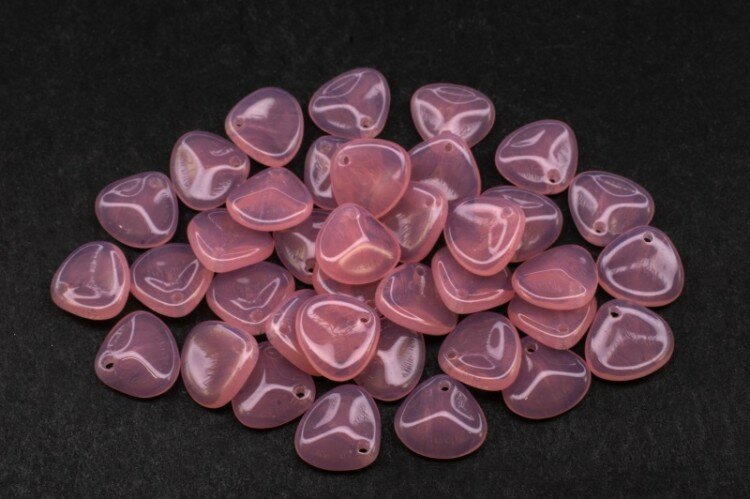 Бусины Rose Petal beads 8мм, отверстие 0,5мм, цвет 71010 розовый опал молочный, 734-005, около 10г (около 50шт)