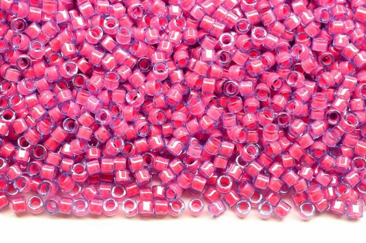 Бисер японский MIYUKI Delica цилиндр 11/0 DB-2048 розовая ириска, luminous, 5 грамм