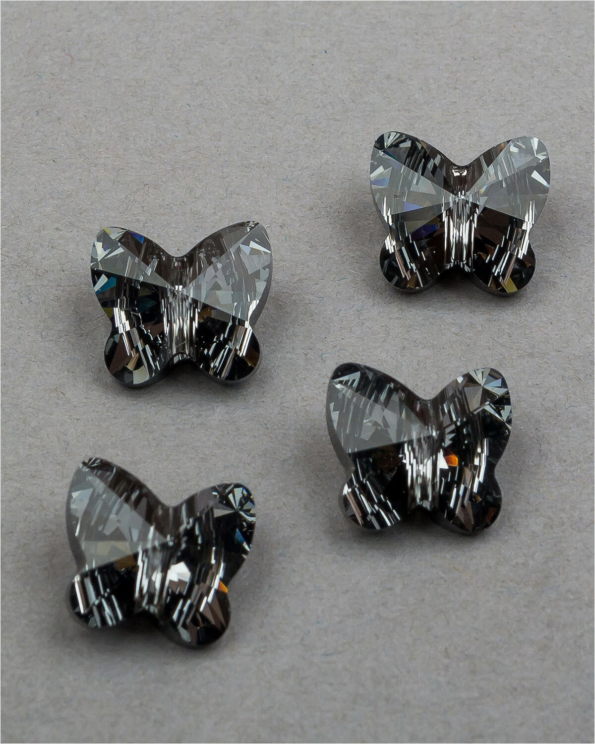 Бусины Swarovski в виде бабочек из стекла, цвет Crystal Silver Night (#001-SINI), размер 12 мм, 4 шт.