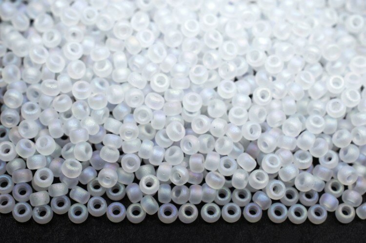 Бисер японский MIYUKI круглый 11/0 #0131FR хрусталь, матовый радужный прозрачный, 10 грамм