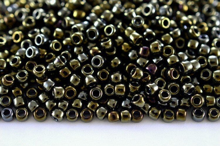 Бисер японский TOHO круглый 8/0 #0083 коричневый, металлизированный ирис, 10 грамм