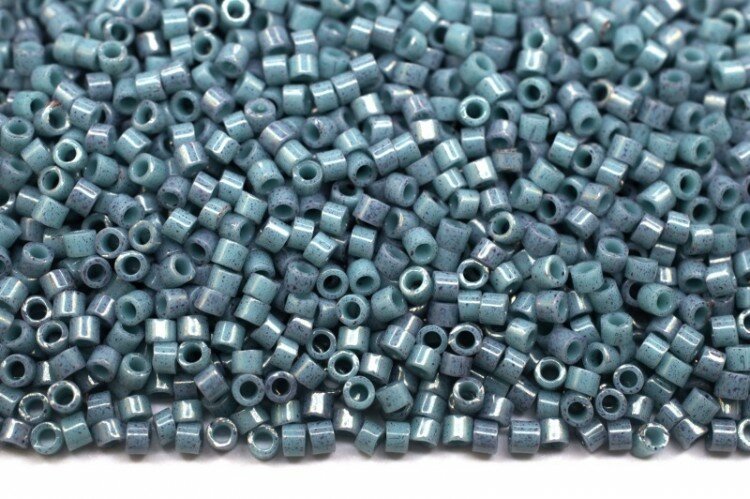 Бисер японский TOHO Treasure цилиндрический 11/0 #1206 бирюзовый/аметист, мраморный непрозрачный, 5 грамм