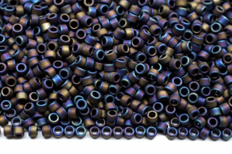 Бисер японский TOHO Treasure цилиндрический 11/0 #0615 пурпурный, матовый ирис, 5 грамм