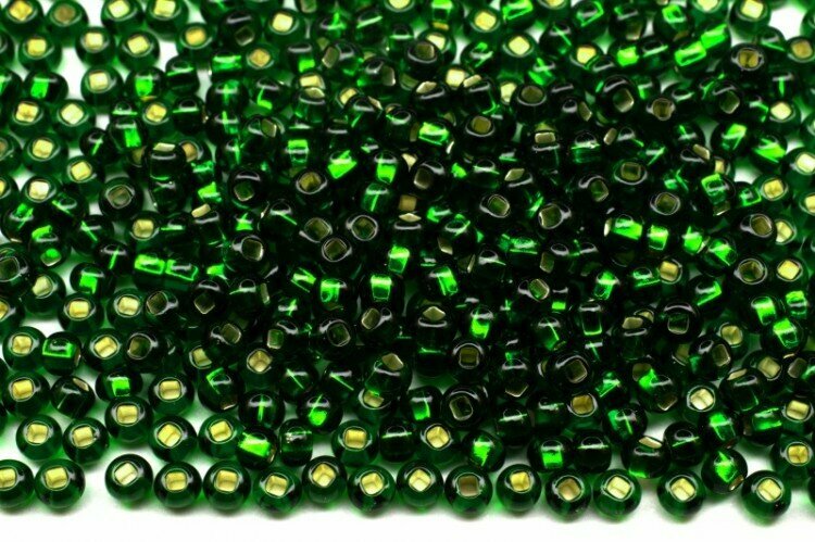Бисер чешский PRECIOSA круглый 10/0 57060 зеленый, серебряная линия внутри, квадратное отверстие, 5 грамм
